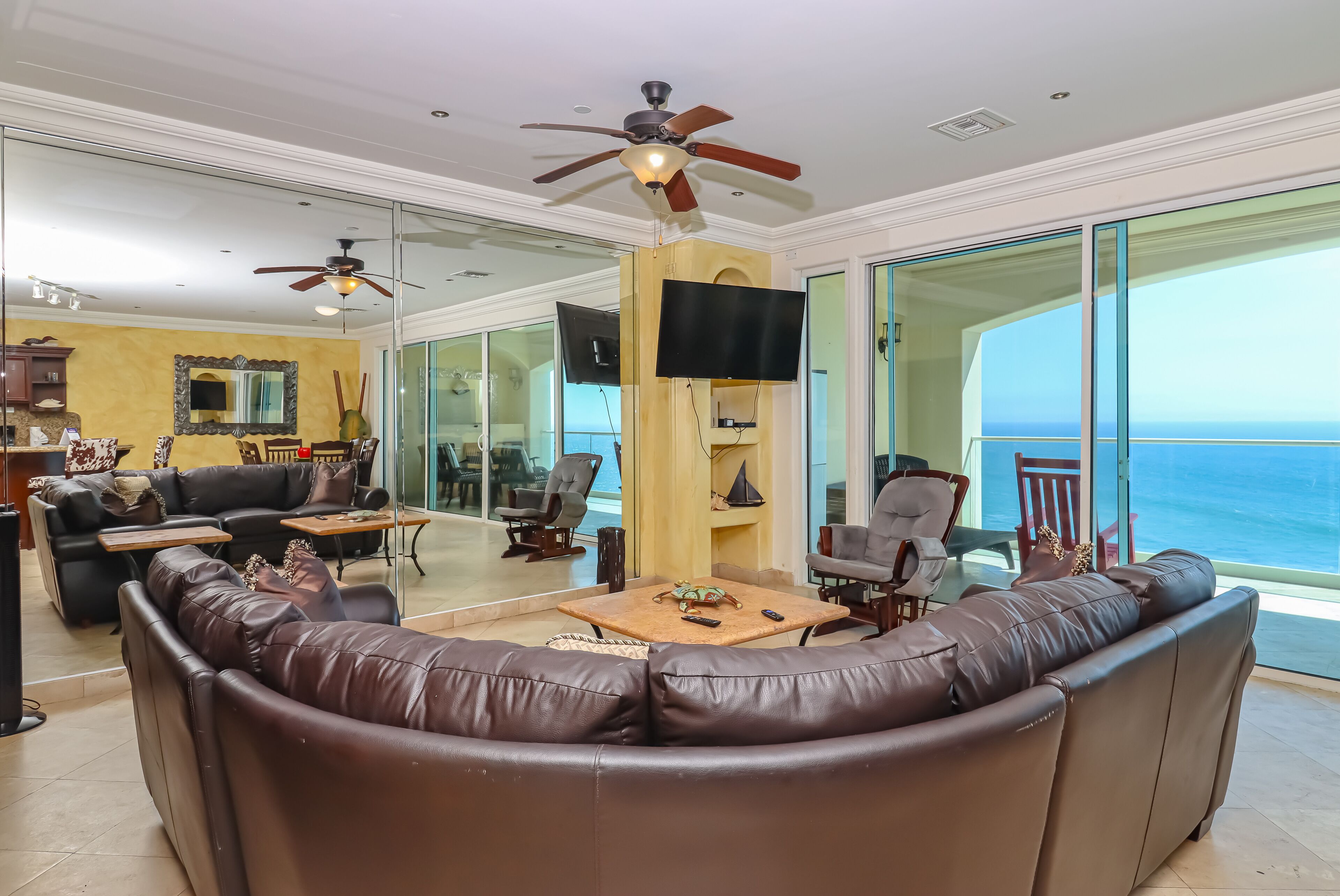 Vacationcondo-lasolasgrand-pools&jacuzzis-rosarito - Rosarito