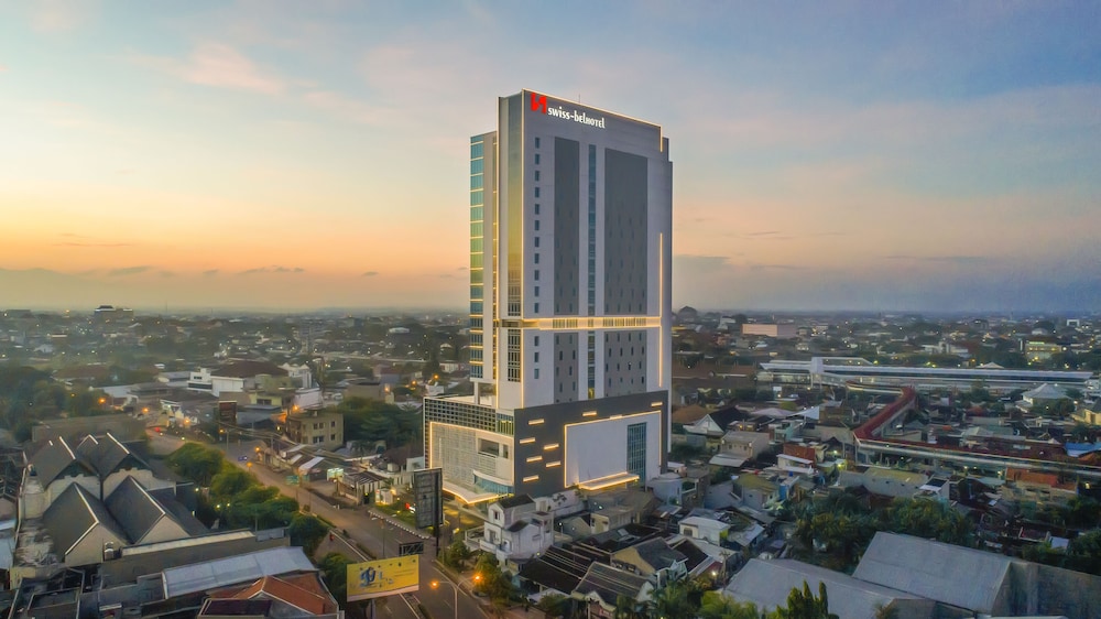 Swiss-belhotel Solo - Surakarta