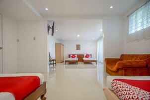 Quarto Premier | Wi-fi grátis, roupa de cama fornecida 