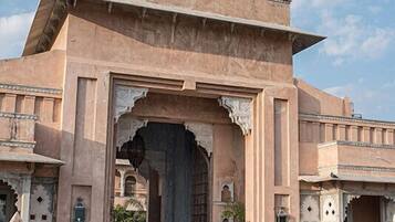 Fachada da propriedade