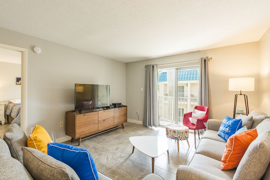 Unit 350 - 2 Bedroom 2 Bathroom Bay Side Standard Condominium - Siesta Key, FL