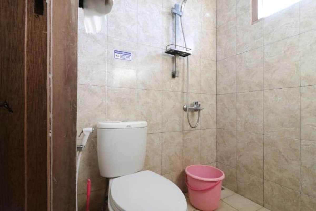 Casa de banho | Um polibã, artigos de higiene pessoal grátis, um secador de cabelo 