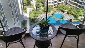 Suite Familiar, 2 quartos | Vista da varanda