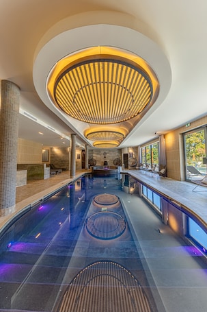 Sala(s) para tratamentos a casais, sauna, banho turco, massagens . Domaine de Dolomieu, BW Premier Collection