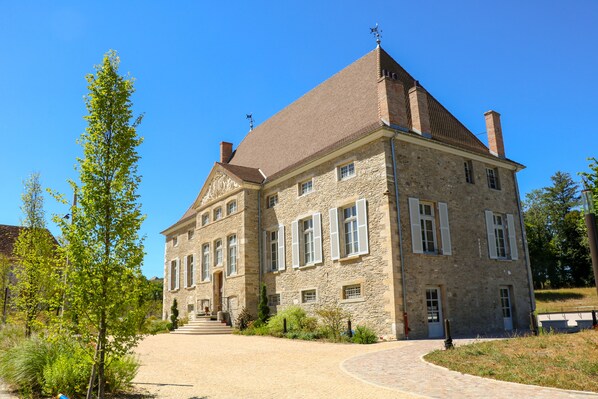 Domaine de Dolomieu en Dolomieu - Hotels.com