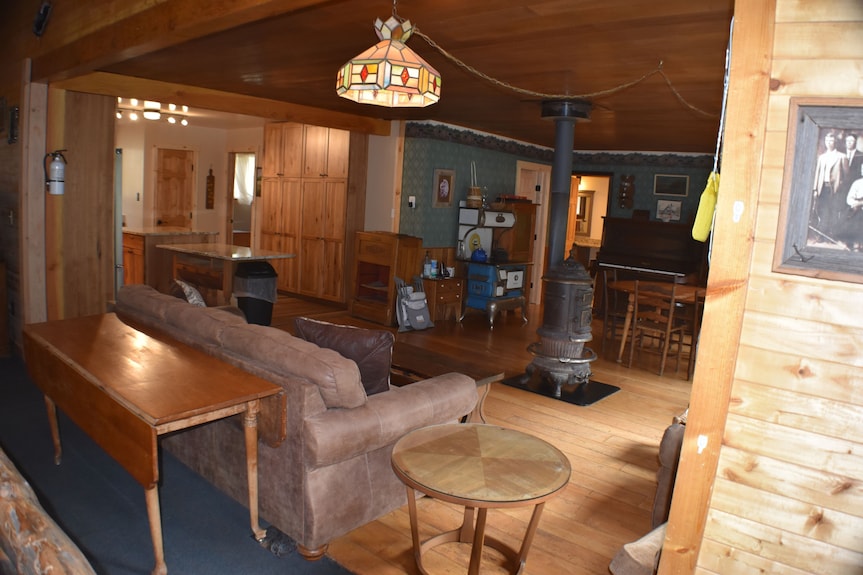 Redcliff Lodge W/hiking Trails,specular Fall Colors, Mtn Views & Great Fishing! - 리코