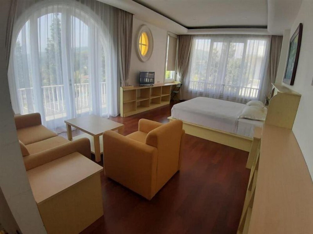 Jimmers Mountain Resort - Bogor