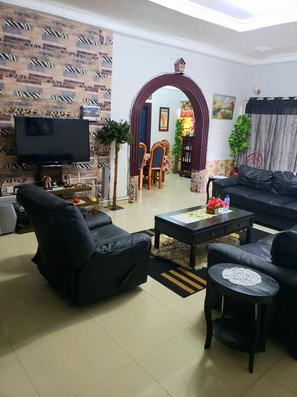 Área de estar no saguão