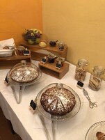 Café da manhã com buffet todos os dias (EUR 5 por pessoa) 