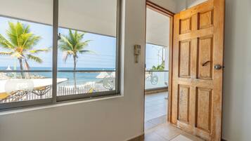 Quarto Duplo Superior, vista para a praia | Cofre no quarto, Wi-fi grátis, roupa de cama fornecida