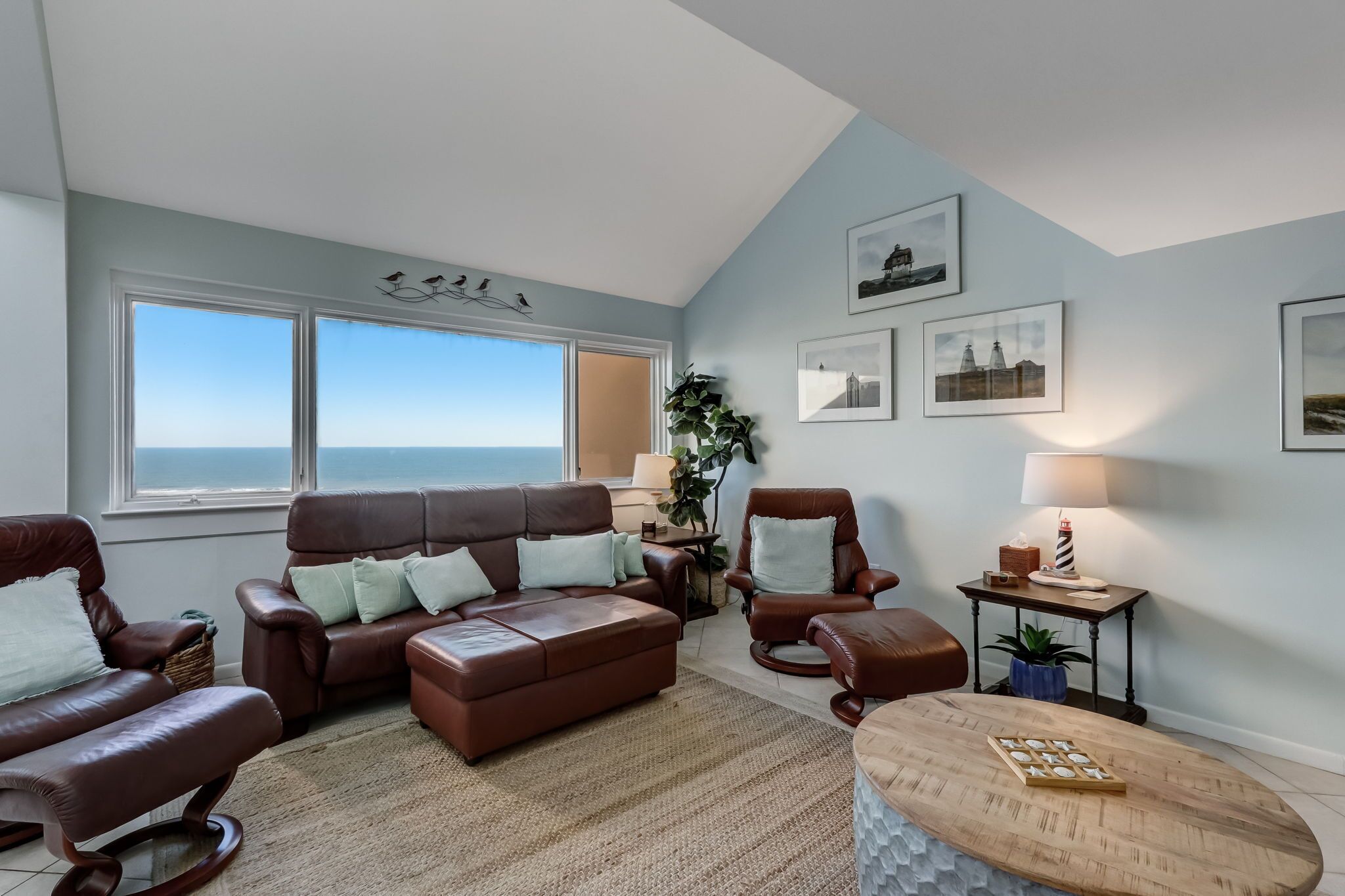 Oceanfront 2 Bedrooom With Sleeping Loft - Jacksonville, FL