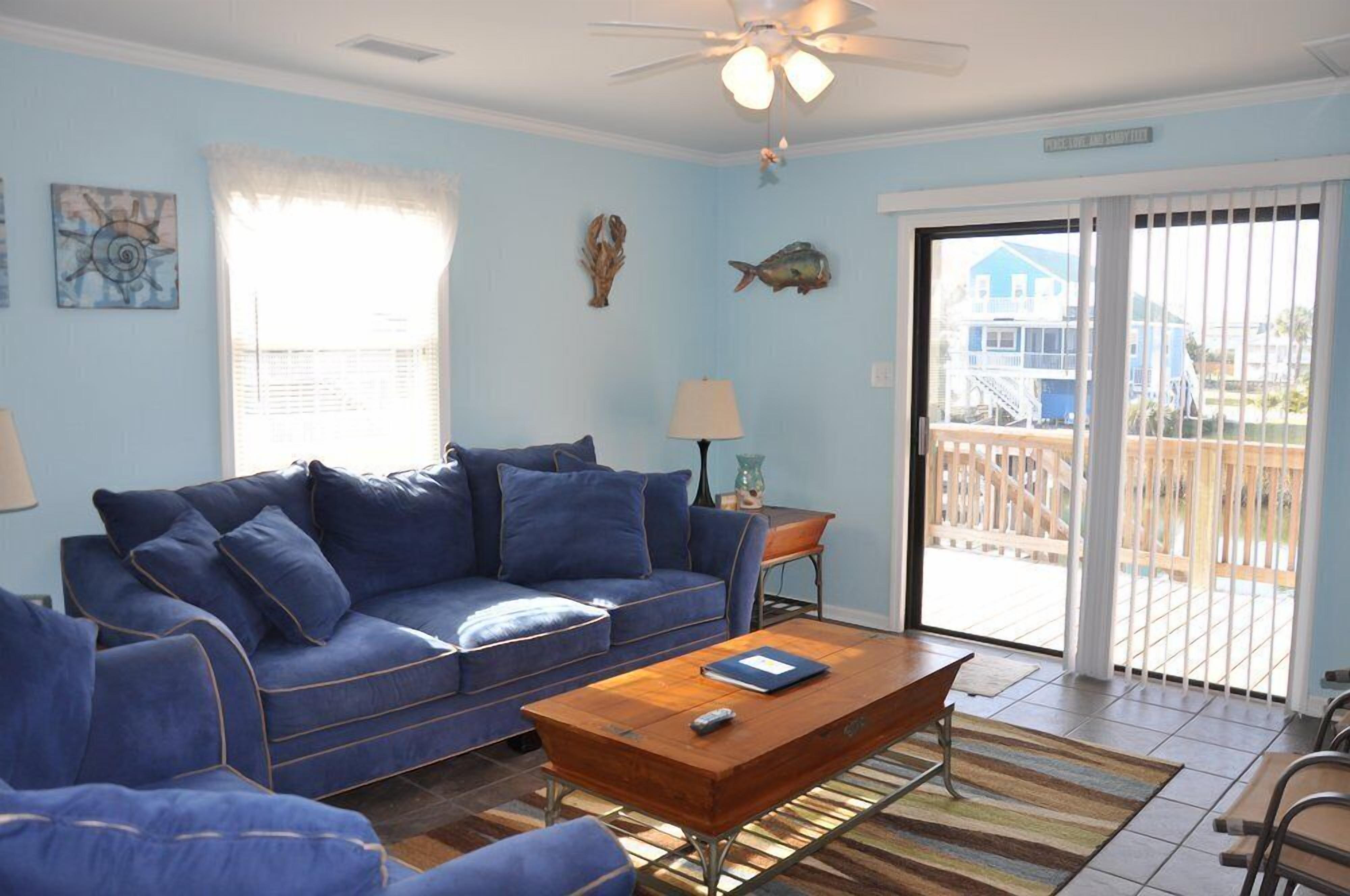 2 Bedrooms, 1 Bathroom.  Pet Friendly With A Fenced In Back Yard.  Located On Canal With Dock The Perfect Place For Fishing, Crabbing, Or Docking Your Boat. - Holden Beach, NC