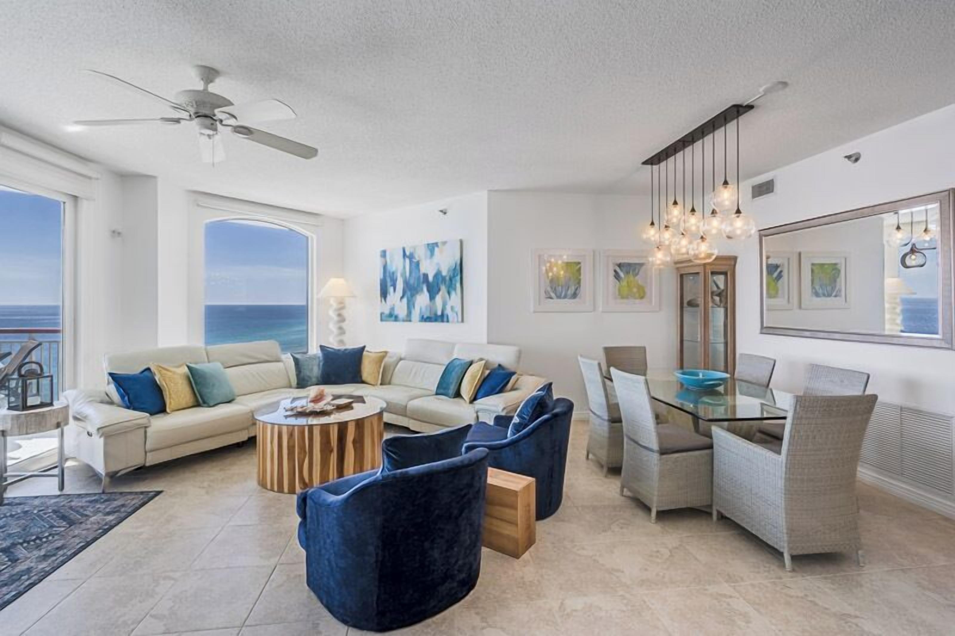 Luxurious Top Floor Penthouse At Beach Colony East I Beach Chairs Included - Pensacola Beach, FL