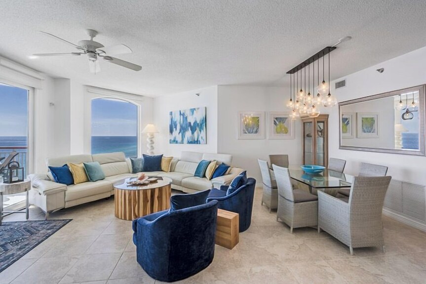 Luxurious Top Floor Penthouse At Beach Colony East I Beach Chairs Included - Pensacola Beach, FL