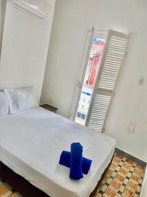 Wi-fi grátis, roupa de cama fornecida 