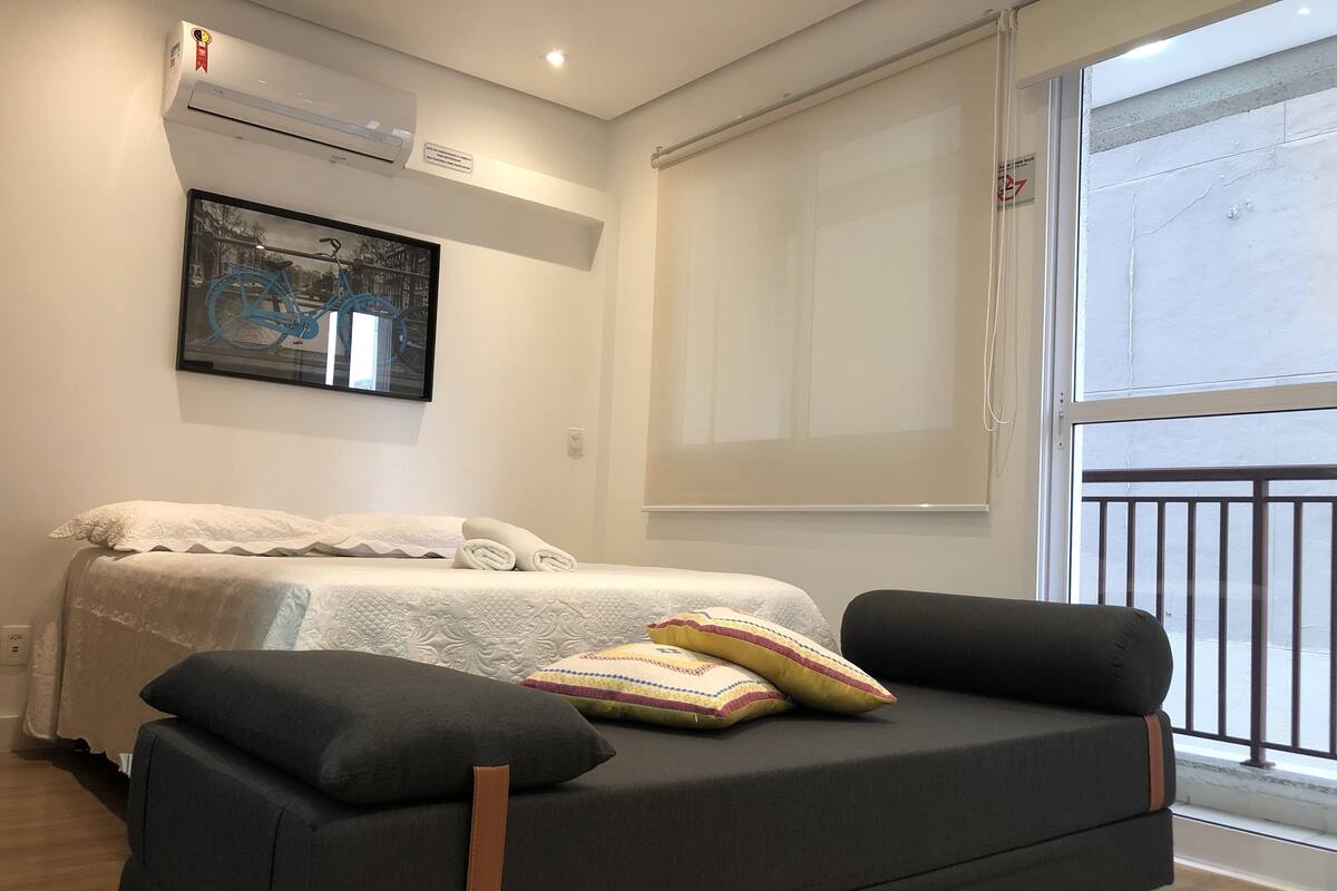 Estúdio (31) | Com decoração personalizada, cortinas/cortinados opacos