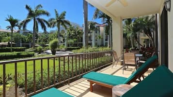 Villa de Luxo, 2 quartos, piscina privativa, vista para o jardim | Terraço/pátio interior