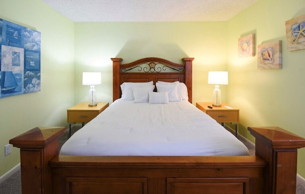 Beautiful 2 Bedroom 2 1/2 Bath Town Home On Va Beach North End - Virginia Beach, VA