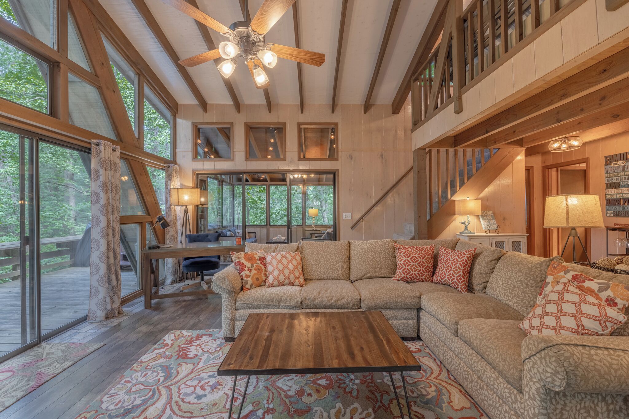 Chalet Confortable De 3 Chambres Et 2 Salles De Bains Situé Au Bord Du Lac Alpine - Missouri