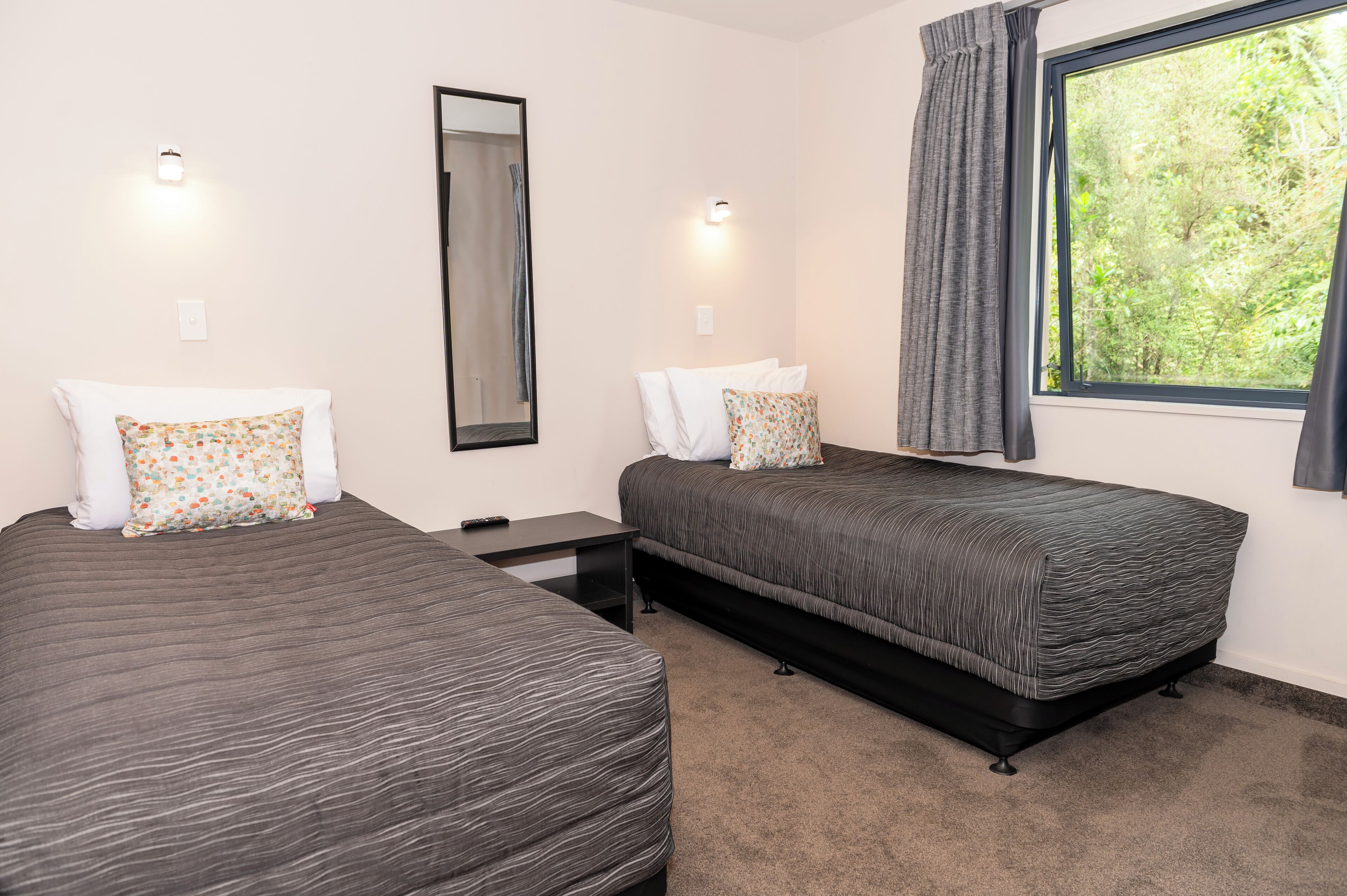 Apartamento, 1 quarto | Escrivaninha, cortinas blackout, quartos à prova de som