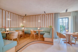 Café da manhã, jantar e brunch
