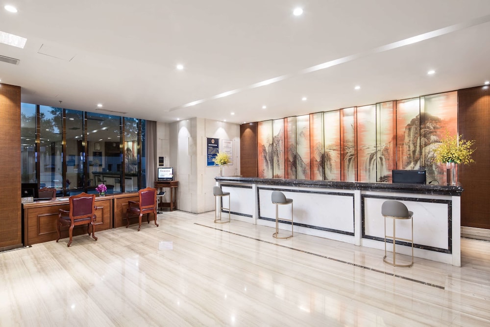 Ramada By Wyndham Beijing Airport - Beijing