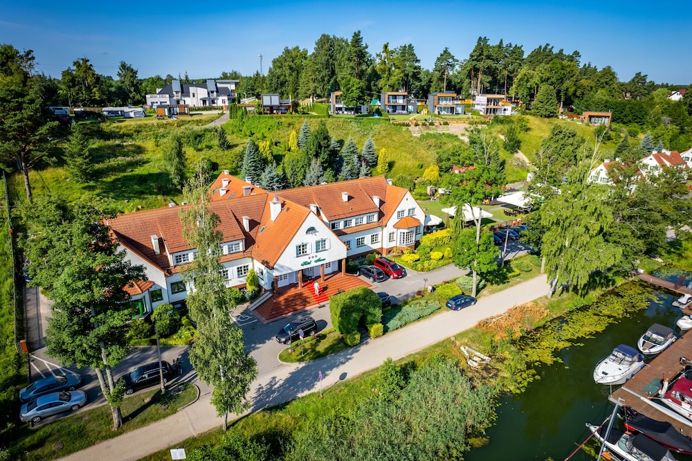 Hotel Amax - Mikołajki