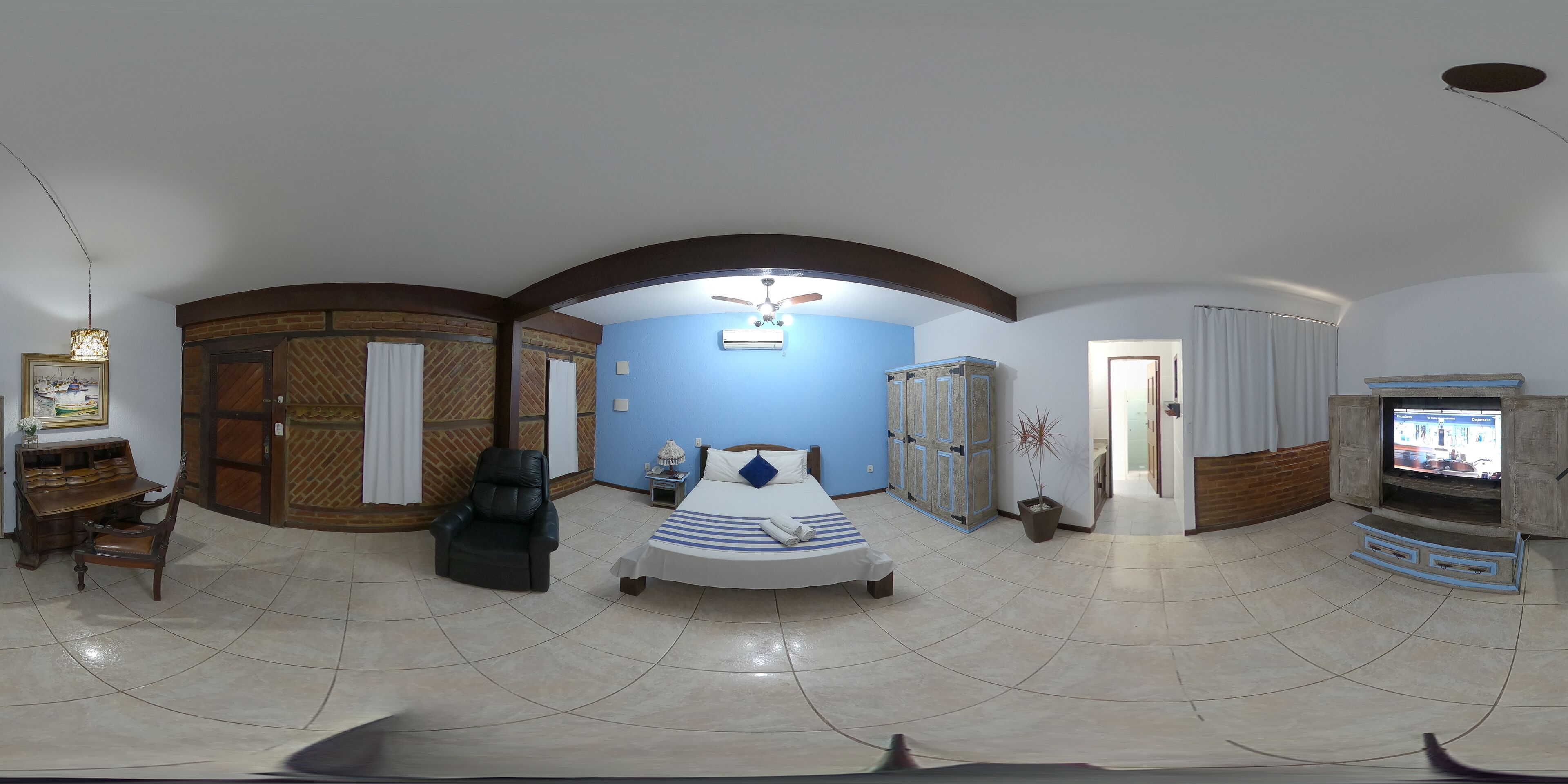 Quarto de Luxo | Secretária adequada para computadores portáteis, Wi-fi grátis 