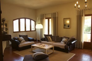 TV de ecrã plano, filmes pagos