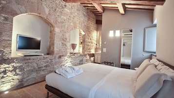 Quarto Deluxe (SPA access) | Roupa de alta qualidade, edredões de penas
