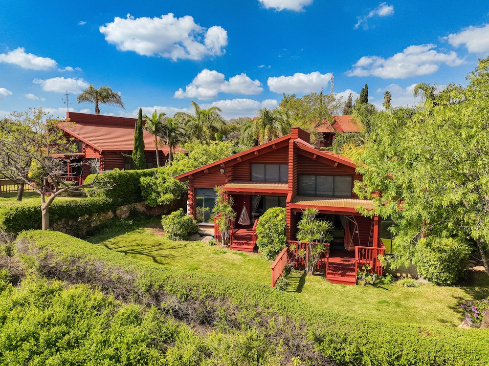 Ein Harod Country Suites & Guesthouse - Israel