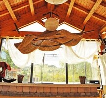 Bar à beira da piscina