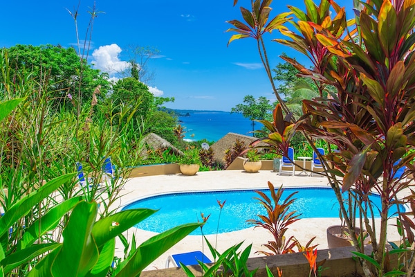 Jungle Lodge, 2 Bedrooms | Roupa de alta qualidade, com decoração personalizada