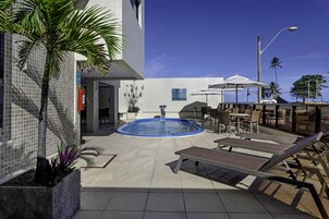Piscina exterior