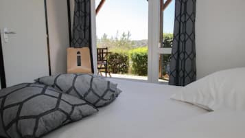 Quarto Duplo ou Twin, terraço | Cortinas/cortinados opacos, quartos insonorizados