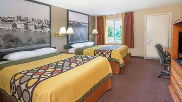 Secretária, ferro/tábua de engomar, Wi-fi grátis