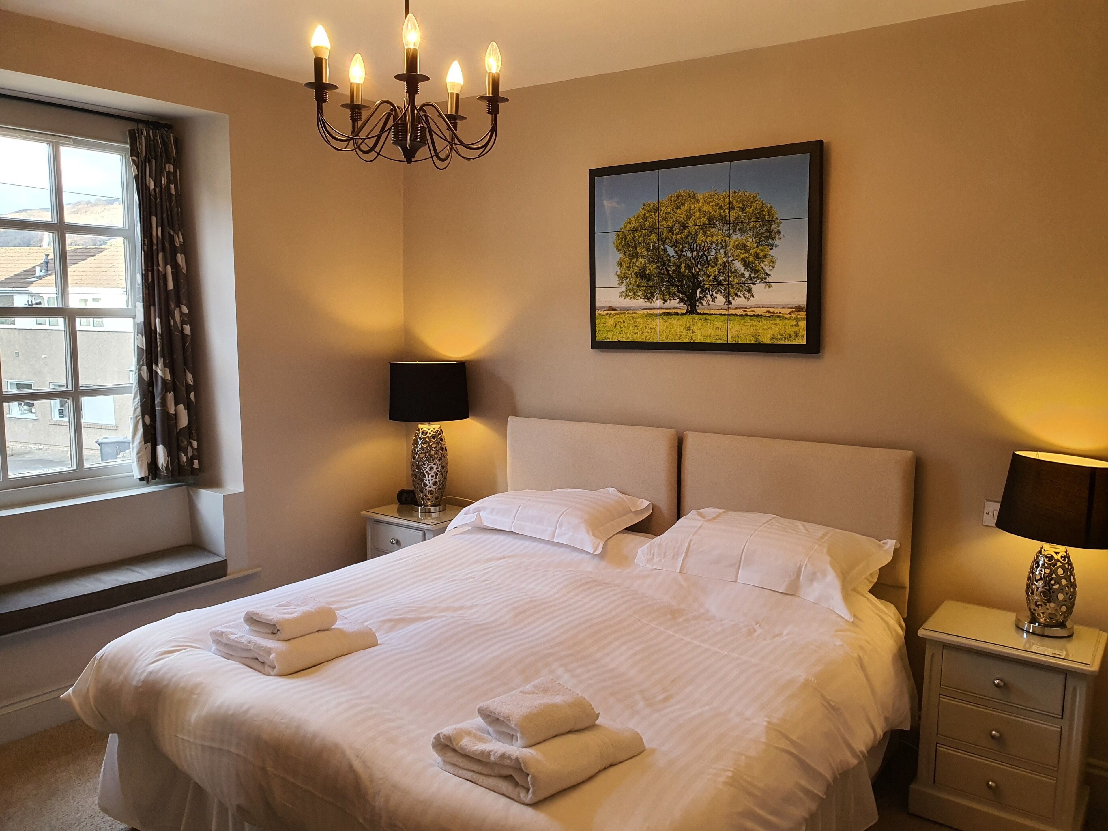 Quarto Duplo ou Twin Superior, 1 quarto | Roupa de alta qualidade, cofre no quarto, ferro/tábua de engomar 