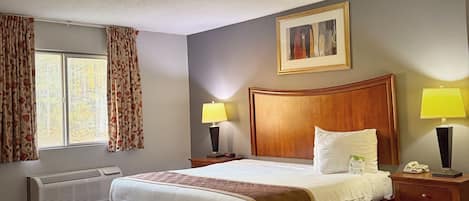 Suite, acessível, não fumadores | 1 quarto, cortinas/cortinados opacos, quartos insonorizados