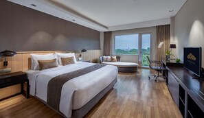 Cofre no quarto, secretária, quartos insonorizados 