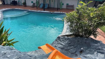 Piscina externa