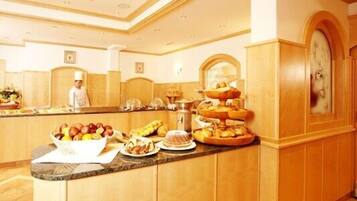 Pequeno-almoço tipo buffet diário incluído