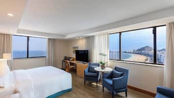 Suite Executiva, 1 cama king-size, acesso ao Club Lounge, junto ao mar | Roupa hipoalergénica, minibar, cofre no quarto