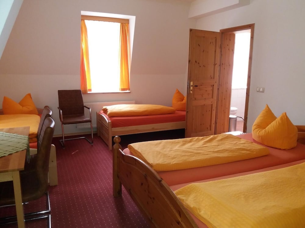 罗西维兹酒店 - 德累斯頓