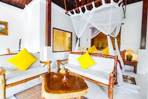 Vila, 1 quarto, piscina particular | Roupas de cama premium, camas Tempur-Pedic, frigobar, cofres nos quartos