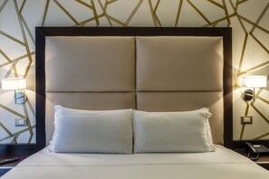 Quarto Duplo | Roupa hipoalergénica, edredões de penas, minibar, cofre no quarto 