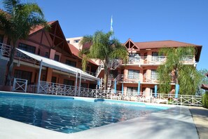 Piscina exterior 