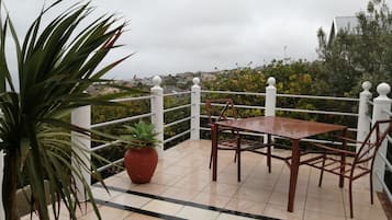 Fikele | Terraço/pátio