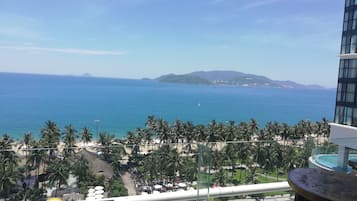 Bar junto à piscina