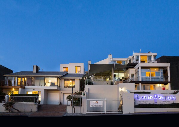 Blaauwvillage Boutique Guest House - Cape Town