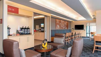 Pequeno-almoço tipo buffet diário incluído